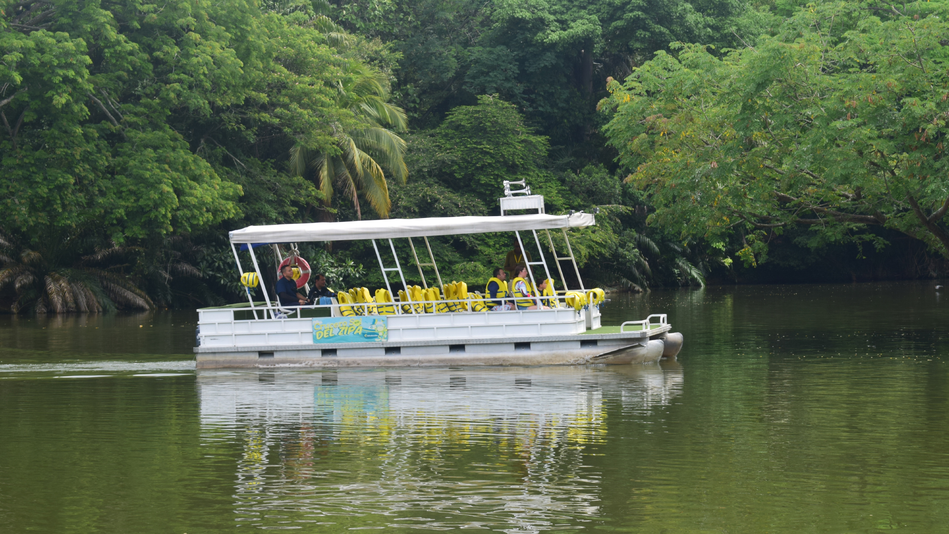 Piscilago Atracciones | Toboganes y Piscina en Girardot